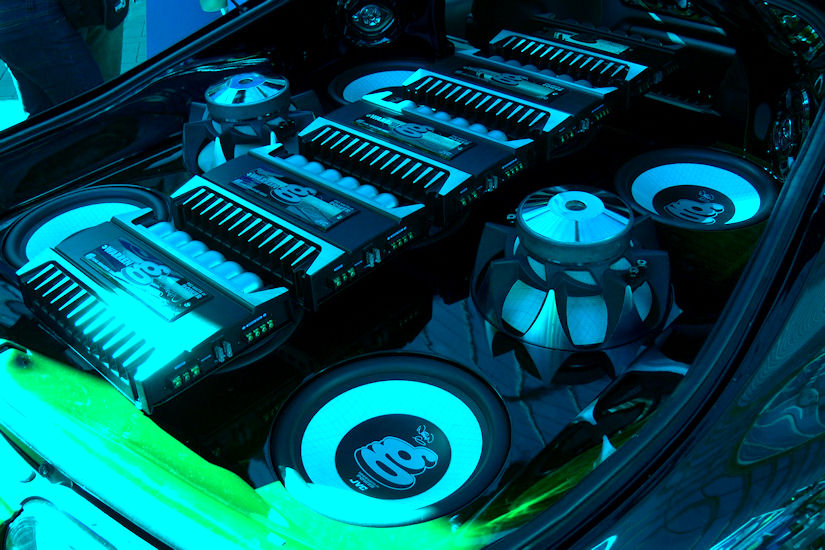 Zanimljivo! Prekršajna prijava za spuštene prozore i glaznu glazbu u ...