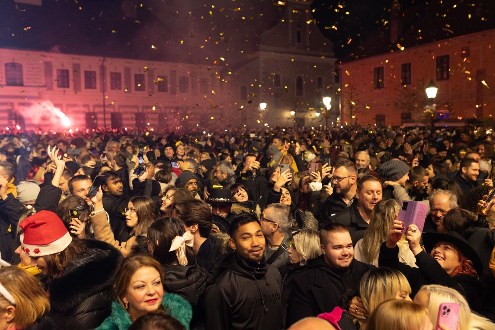 Osječanke i Osječani hvale doček Nove! "Prelijepo je bilo. Volim svoj ...